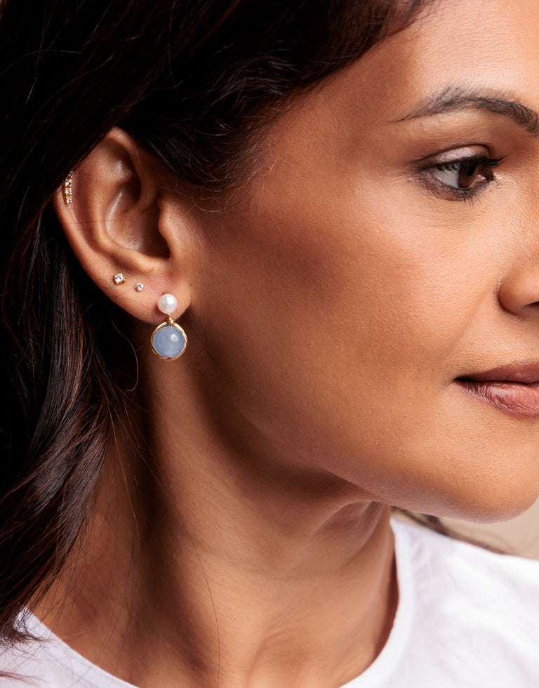 Drop Stud with Pearl and Blue stone – Arienti